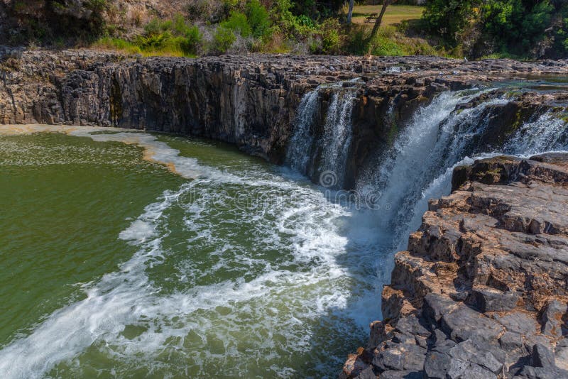 Haruru Falls in New Zealand Stock Photo - Image of outdoors, zealand ...