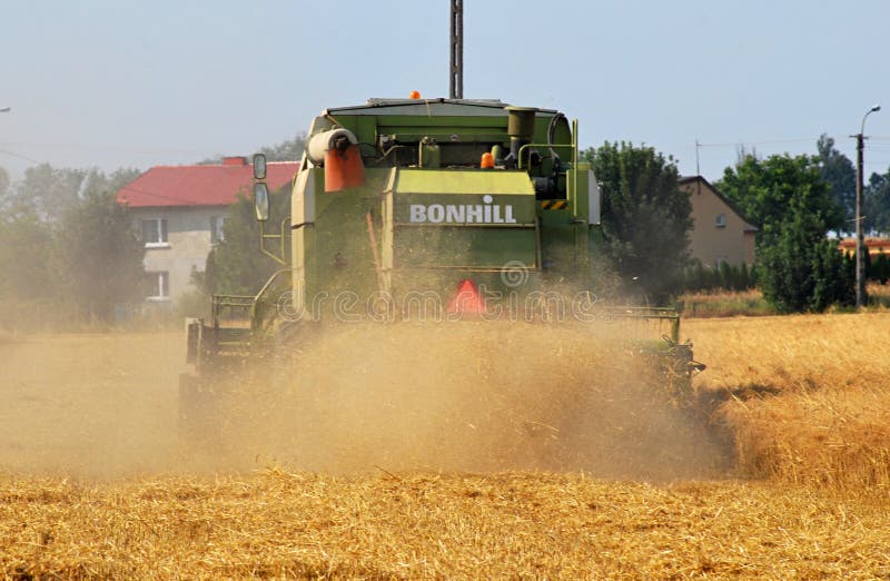 Harvest editorial image. Image of green, combine, machine - 43151255