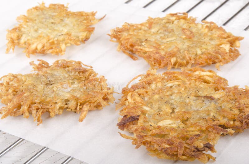 Hash Brown on Kitchen Paper Stock Photo - Image of brown, paper: 33375970