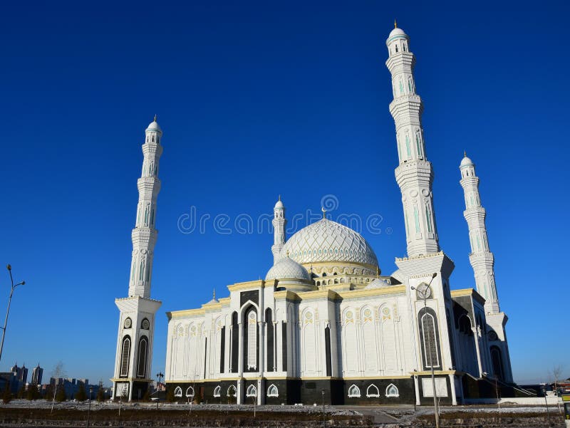 Hasret Sultan Mosque in Astana Editorial Photography - Image of minaret ...