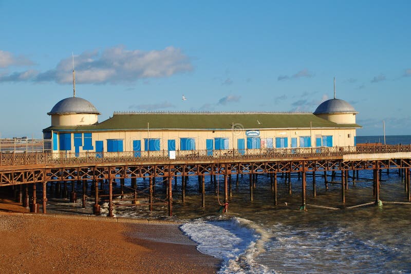 Hastings beach and pier editorial image. Image of seaside - 28606695