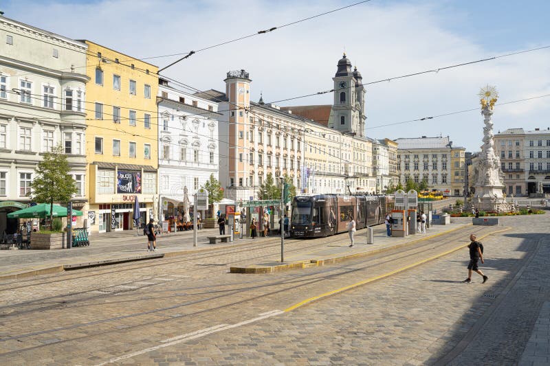 Hauptplatz Square in Linz, Austria Editorial Photo - Image of sculpture ...