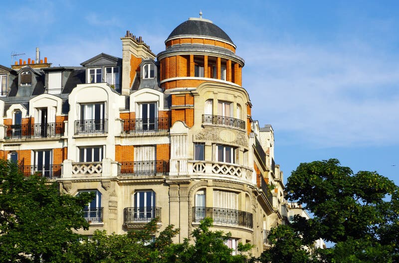 Hausmann Architecture in Paris Stock Image - Image of paris, landmark ...