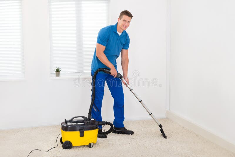 Hausmeister-Cleaning Dirt with-Besen Stockfoto - Bild von hoch ...