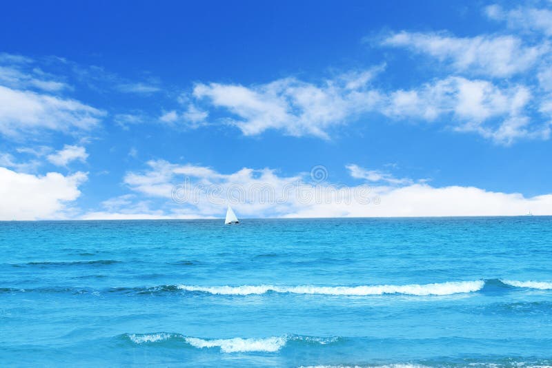 Hav arkivfoto. Bild av oklarhet, drömlikt, molnigt, sommar - 14149232