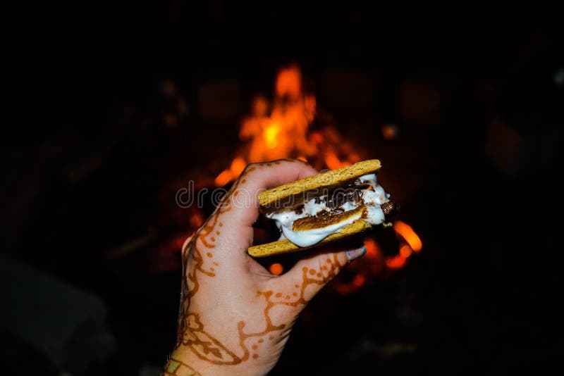 Have S more stock image. Image of mores, campfire, aummer - 43005099