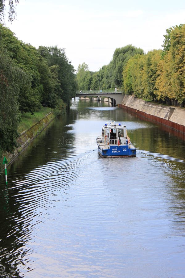 Havel-Fluss- Berlin - Deutschland Redaktionelles Stockbild - Bild von ...