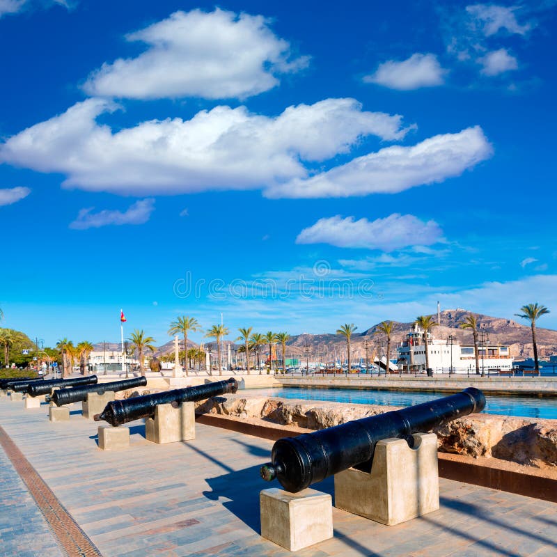 Haven Van Het Het Kanon De Zeemuseum Van Cartagena in Spanje Stock ...