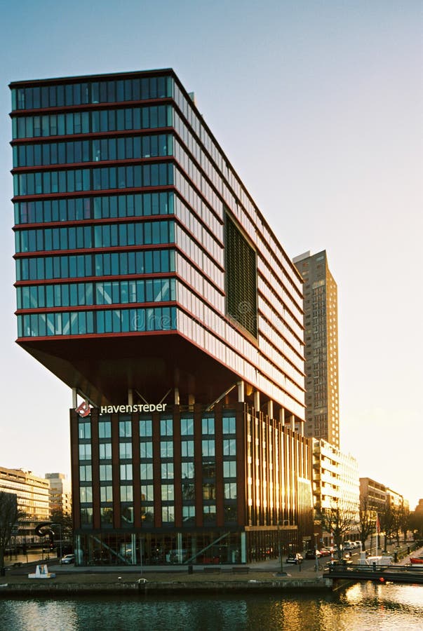 Havensteder Rotterdam editorial image. Image of bridge - 72920135