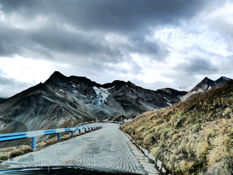 Having a Ride Around Grossglockner Panoramic Road - Digital Dashboard ...