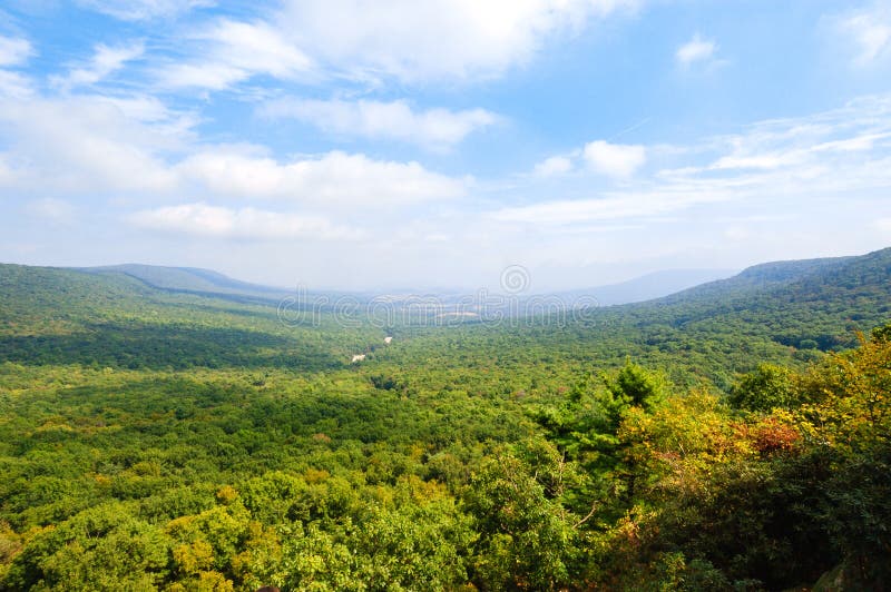 Hawk Mountain Sanctuary stock image. Image of wild, green - 68626041