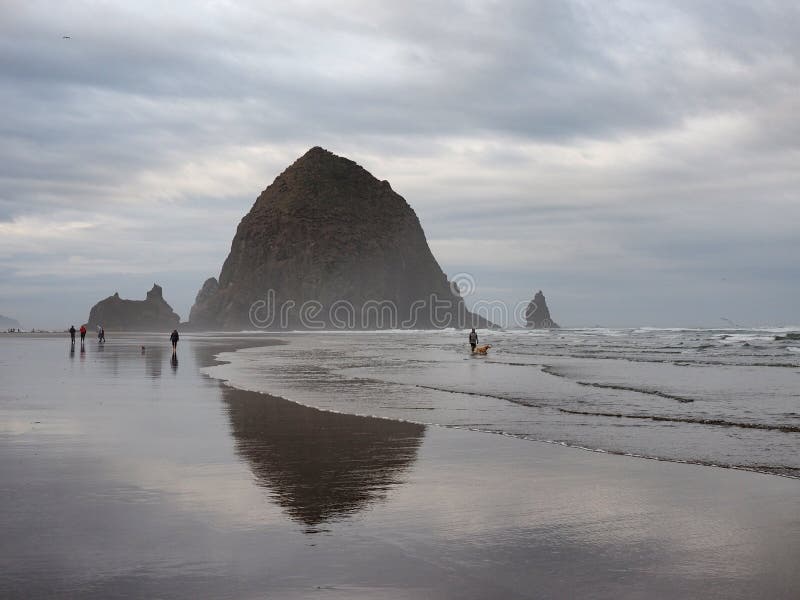 Haystack Rock on Cannon Beach, Oregon. Stock Image - Image of rock ...