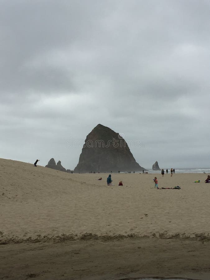 Haystack rock Oregon stock photo. Image of oregon, cannon - 102040818