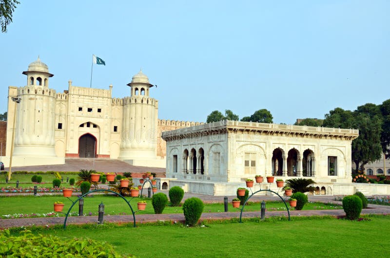 Hazuri Bagh stock image. Image of historical, garden - 56629639