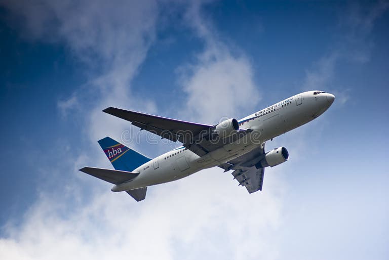 1,268 Boeing 767 Aircraft Wing Stock Photos - Free & Royalty-Free Stock ...