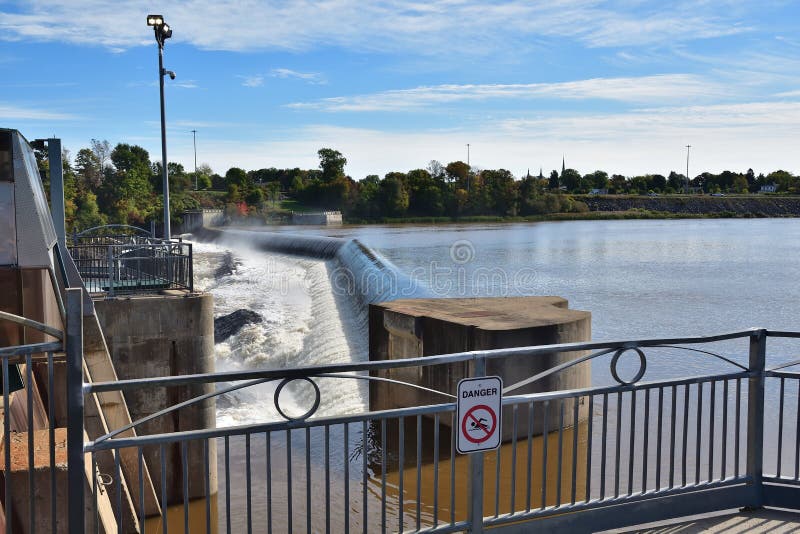 Head of Chaudiere Waterfalls. Water Dam To Control Falls Water Flow ...