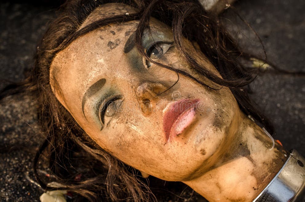 Head of Dirty Mannequin Doll Stock Image - Image of mouth, hide: 50161375