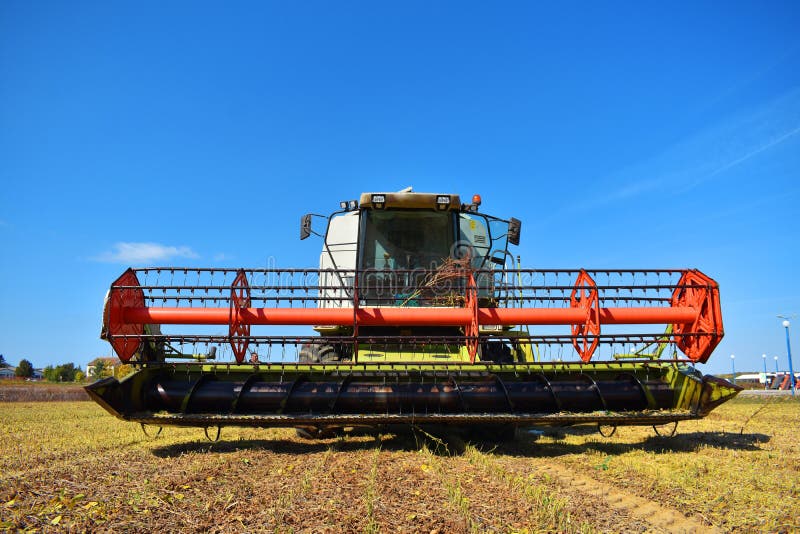 Header, Working Machine for Working in the Field. Stock Image - Image ...