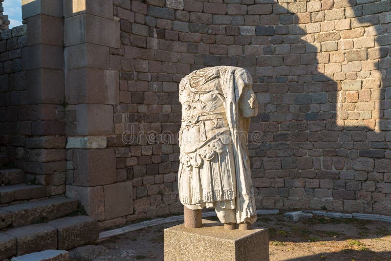 Headless Statue in Pergamon, Turkey Stock Image - Image of history ...