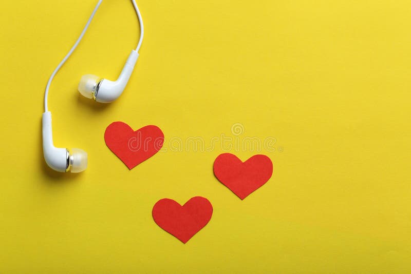 559 Plush Yellow Heart Stock Photos - Free & Royalty-Free Stock Photos ...