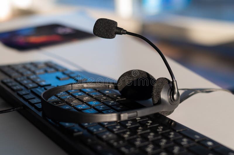 1,491 Internet Keyboard Operator Telephone Stock Photos - Free ...