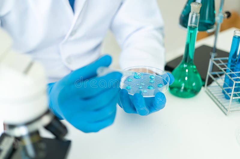 Healthcare Researchers Working in Life Science Laboratories Also Work ...