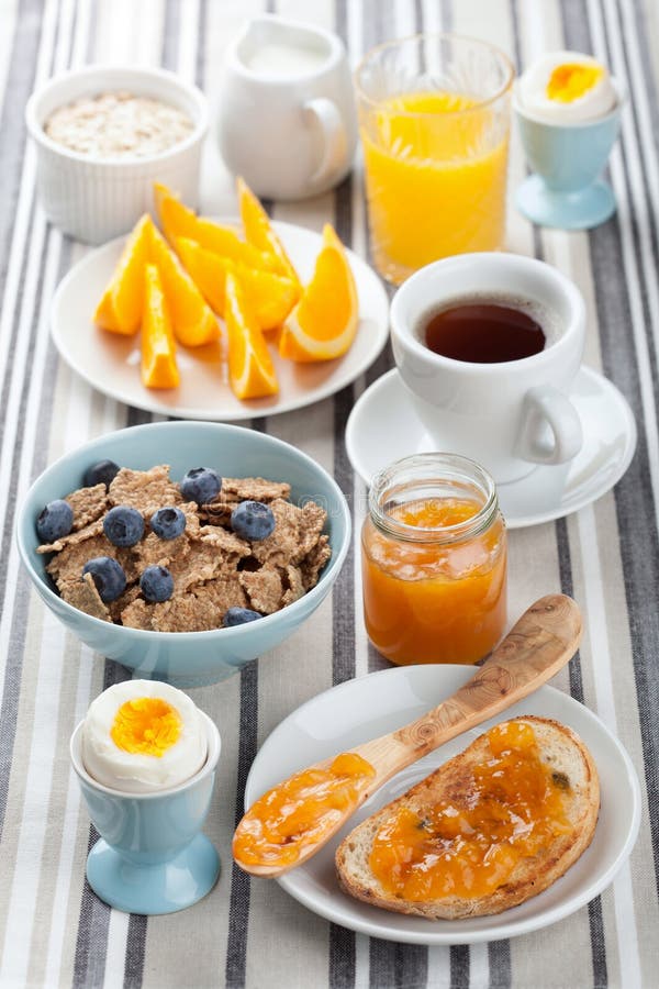 Healthy breakfast stock image. Image of cornflakes, fresh - 26539295