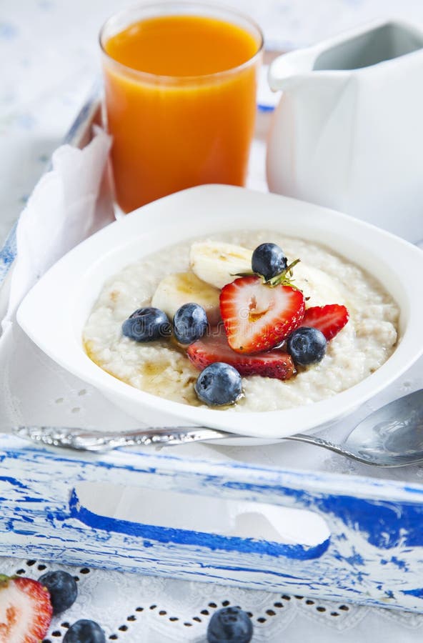 Healthy Breakfast with Oatmeal and Berries Stock Photo - Image of spoon ...