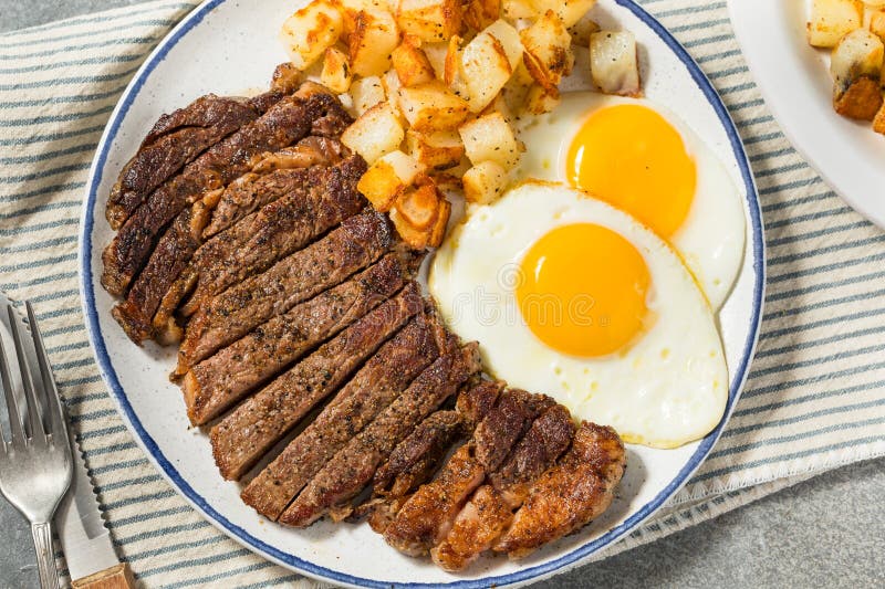 Healthy Breakfast Steak and Eggs Stock Photo - Image of eggs, grilled ...