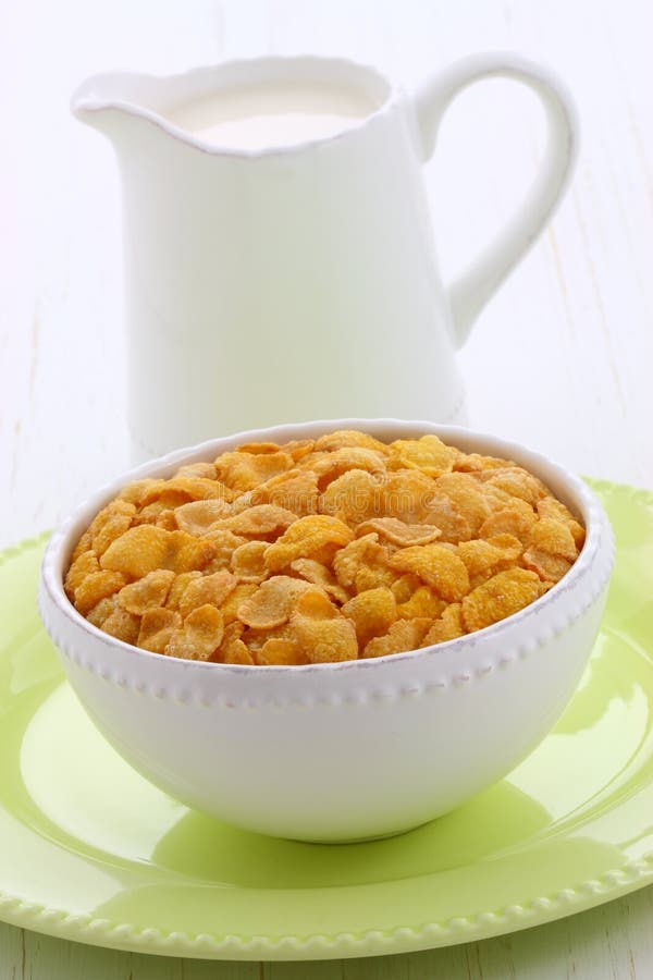 Healthy Corn Flakes Breakfast Stock Photo - Image of edible, nature ...