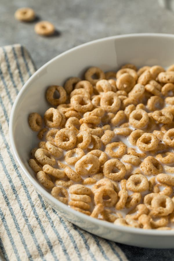Healthy Oat Breakfast Cereal Rings Stock Photo - Image of healthy ...