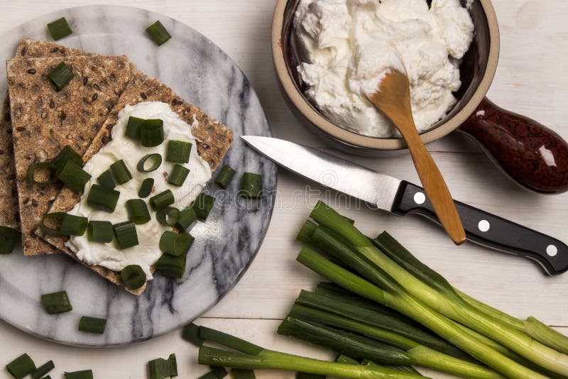 Healthy, Vegetarian Breakfast with Crispbread, Quark and Spring Onion ...