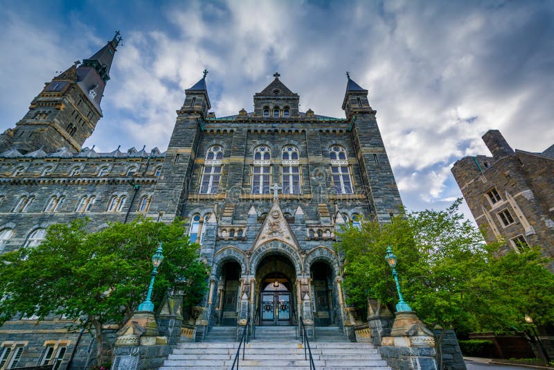 Healy Hall Clock Tower stock image. Image of healy, lawn - 31419019