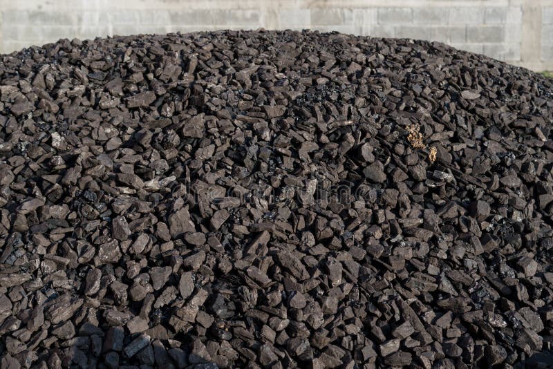 Coal heap stock photo. Image of brown, export, huge, heat - 10689132