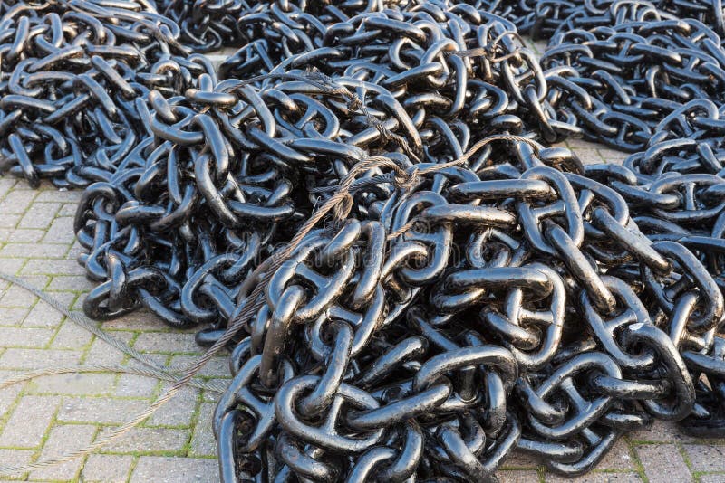 Heap of heavy iron chains stock photo. Image of equipment - 39038846