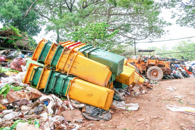 Heap of Plastic Trash Bin Waiting To Recycle Stock Image - Image of ...
