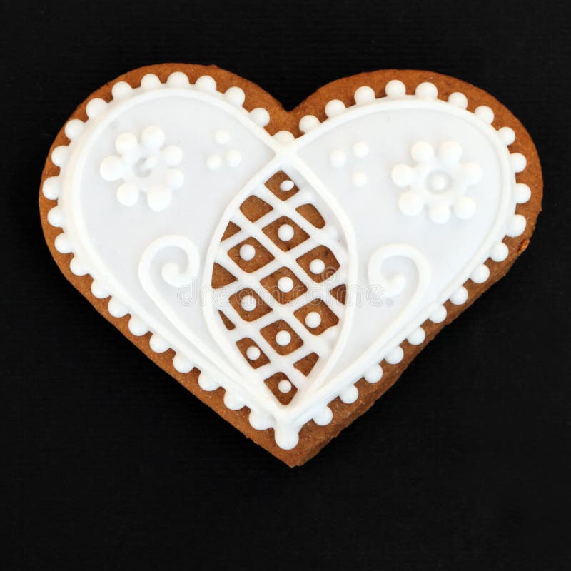 Heart gingerbread cookie stock photo. Image of easter - 40501914
