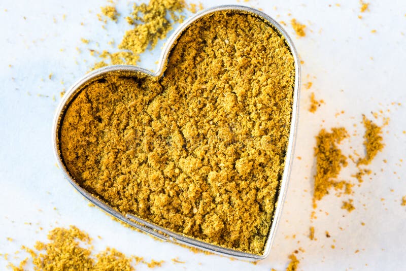 Curry Powder in a Heart Shape Stock Photo - Image of ground, valentine ...