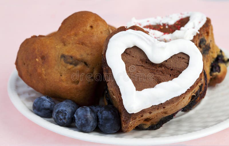 Heart Shaped Blueberry Muffins Stock Image - Image of bake, party: 18002191