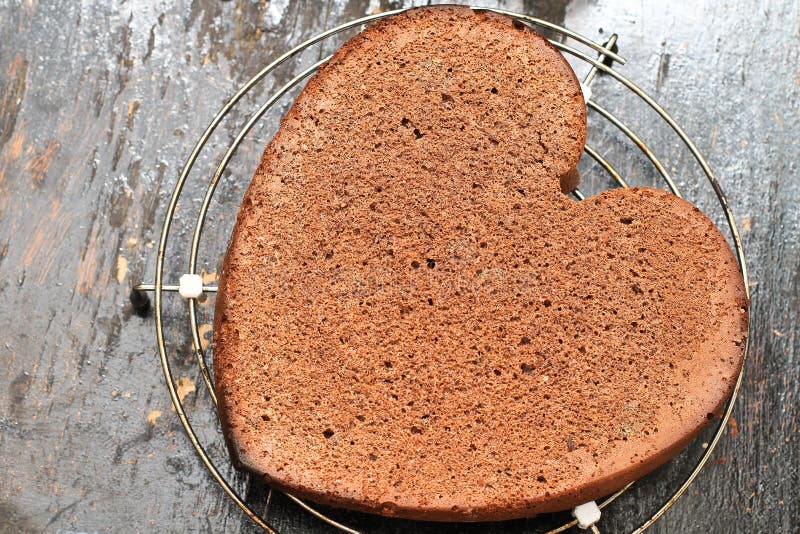 Heart-shaped sponge cake stock image. Image of cake, sweet - 22246181