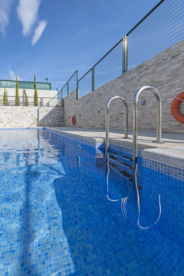 429 Year Round Pool Stock Photos - Free & Royalty-Free Stock Photos ...