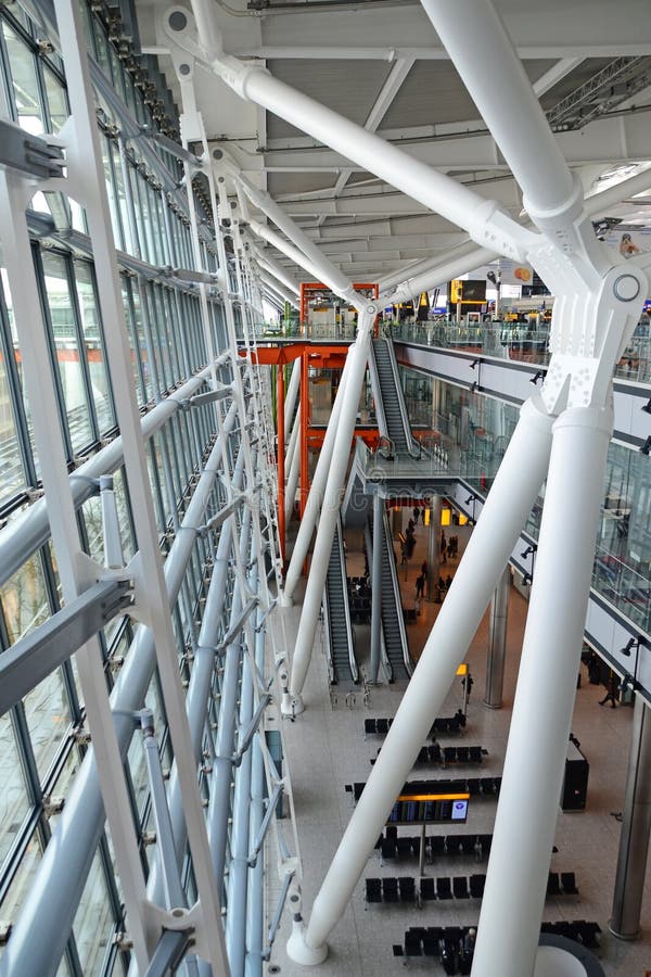 Heathrow Terminal 5 Pillars Editorial Stock Photo - Image of electric ...