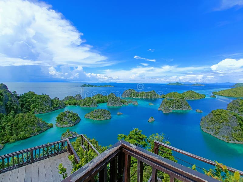 Heaven on Earth. the Beauty of Piaynemo, Raja Ampat Stock Image - Image ...