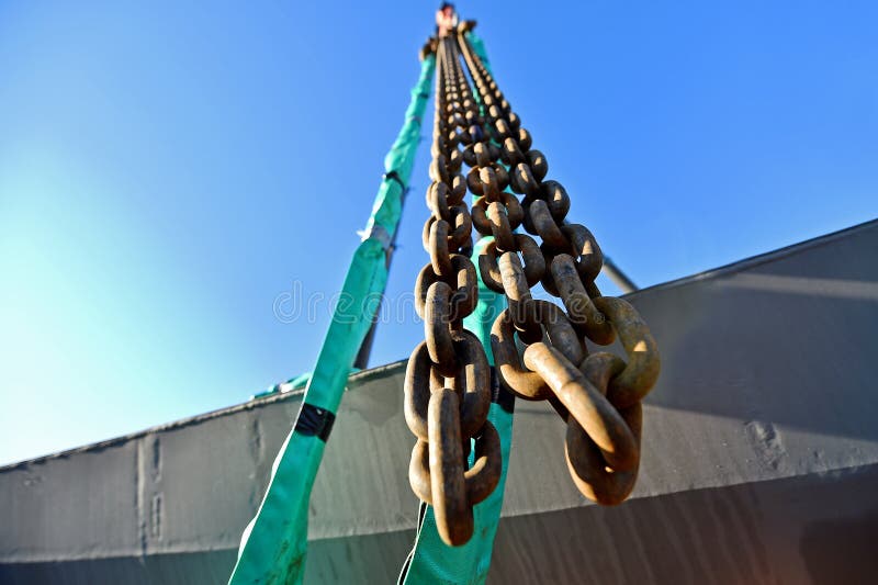 Heavy Duty Industrial Chain on Construction Crane Stock Photo - Image ...