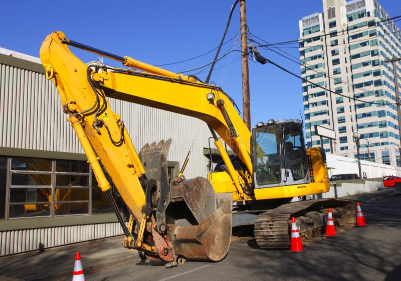 Heavy duty machinery. stock image. Image of constructing - 13152343