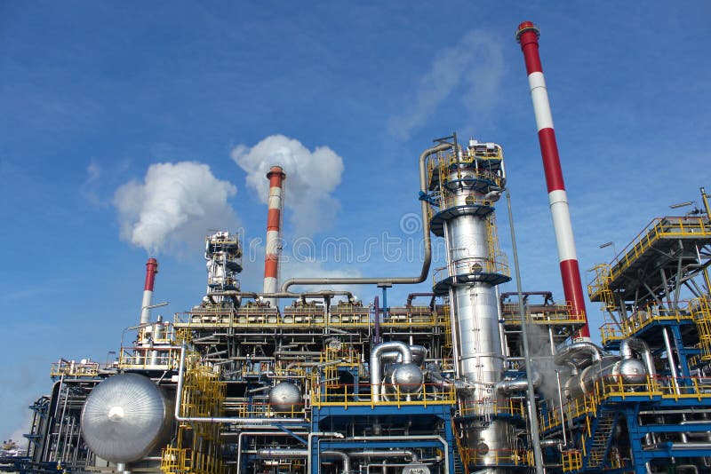 Heavy Industry Installation Stock Image - Image of smoke, station: 12713735