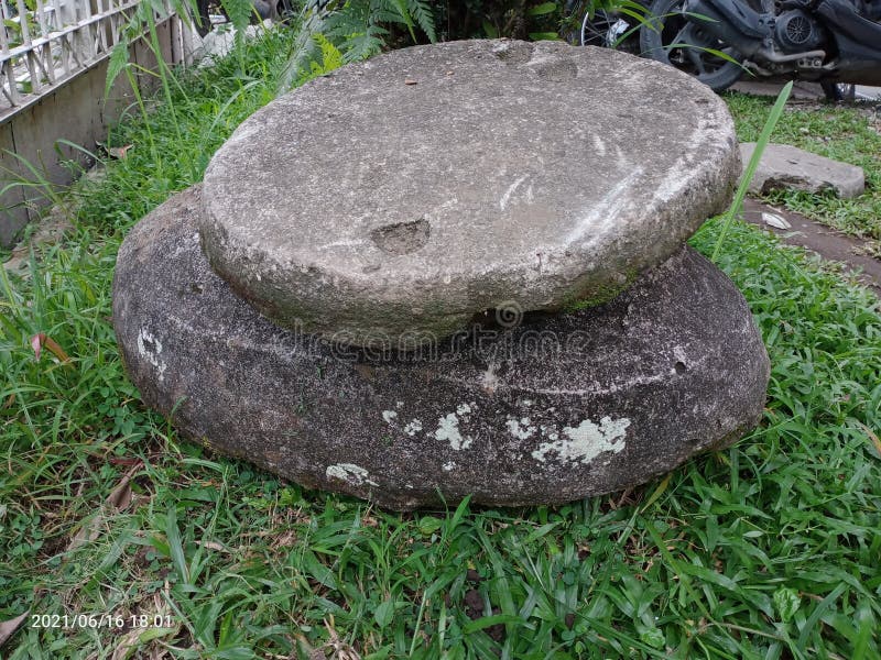 Heavy Load Stone stock image. Image of geology, cemetery - 221378733