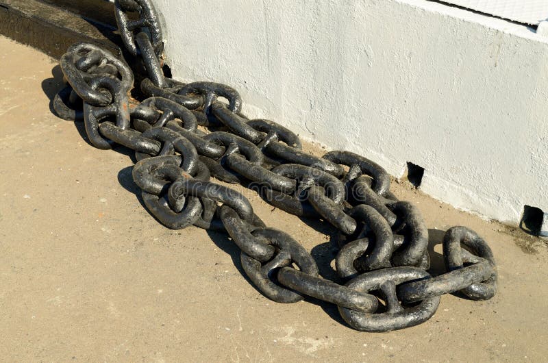 Heavy metal chain. stock image. Image of metal, link - 79810417