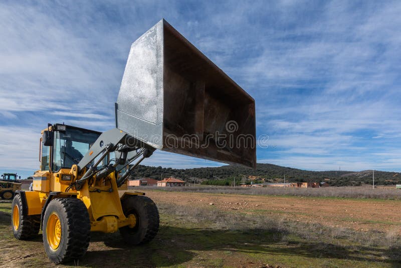 Heavy Rental Machinery for Construction, Essential and Necessary Stock ...