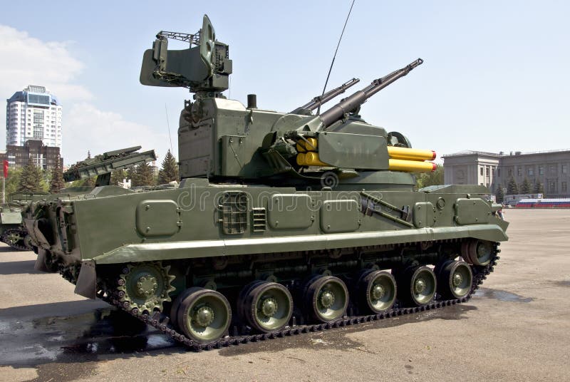 Heavy Russian tank stock image. Image of equipment, track - 14274879